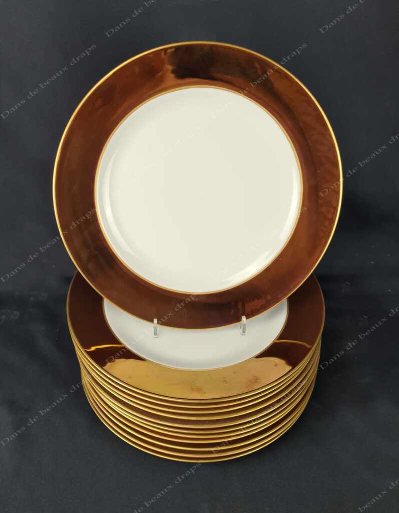 12 assiettes de présentation en porcelaine peintes à la main couleur ...